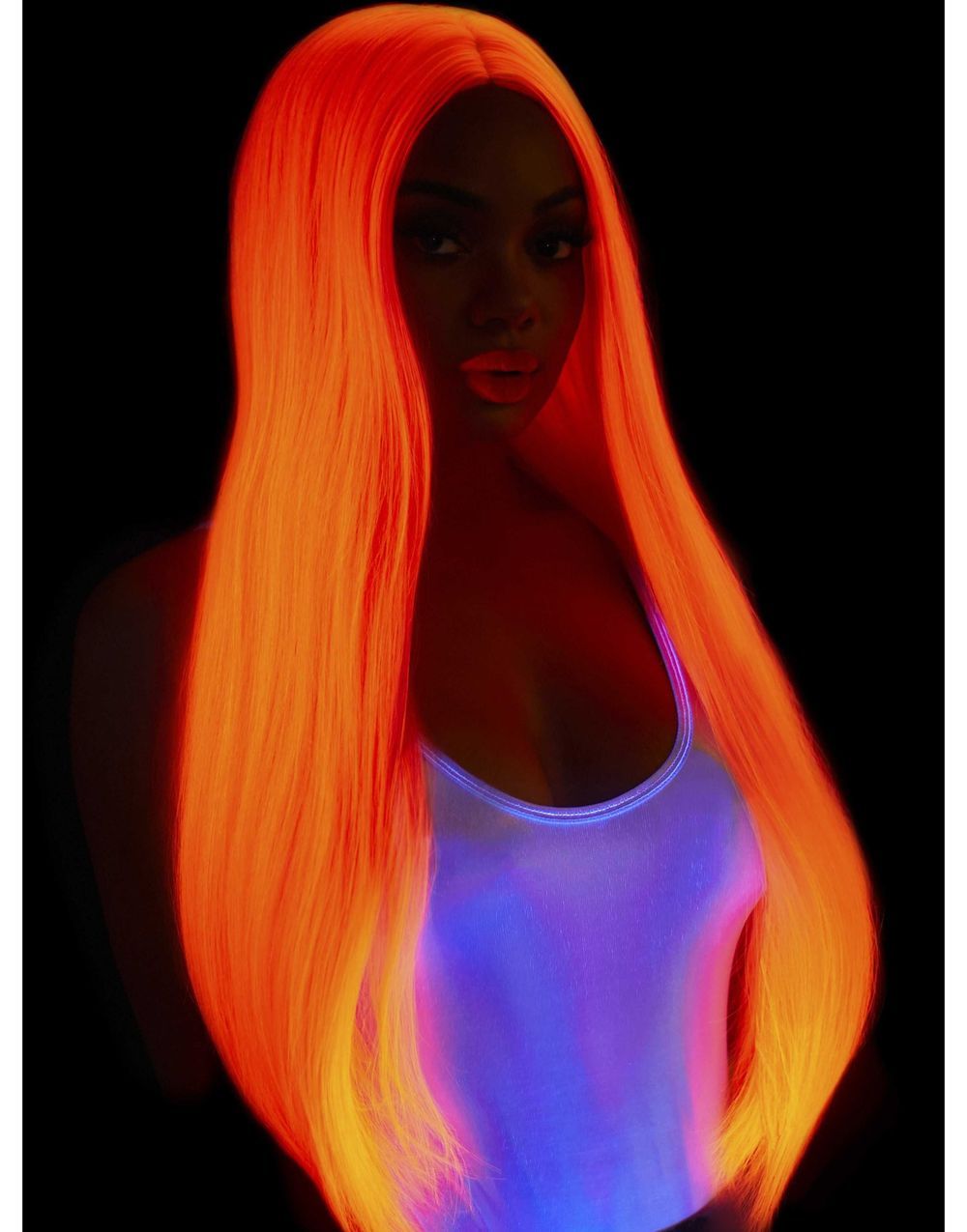 Neon Rosa Lang DeLuxe Parykk med Slett Hår og Midtskille - Rosa ...